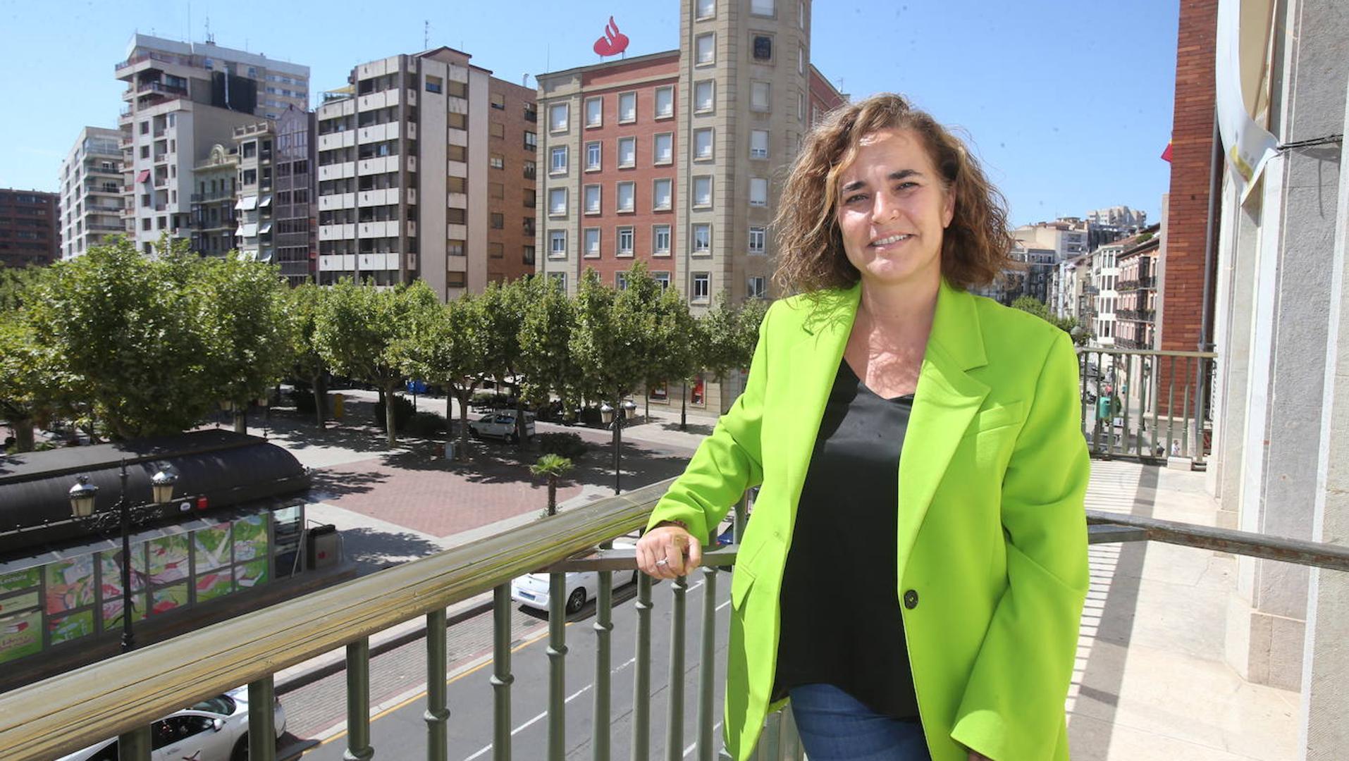 Beatriz Arraiz: «Para el Gobierno de España, La Rioja en este momento ... Beatriz Arraiz: «Para el Gobierno de España, La Rioja en este momento ...